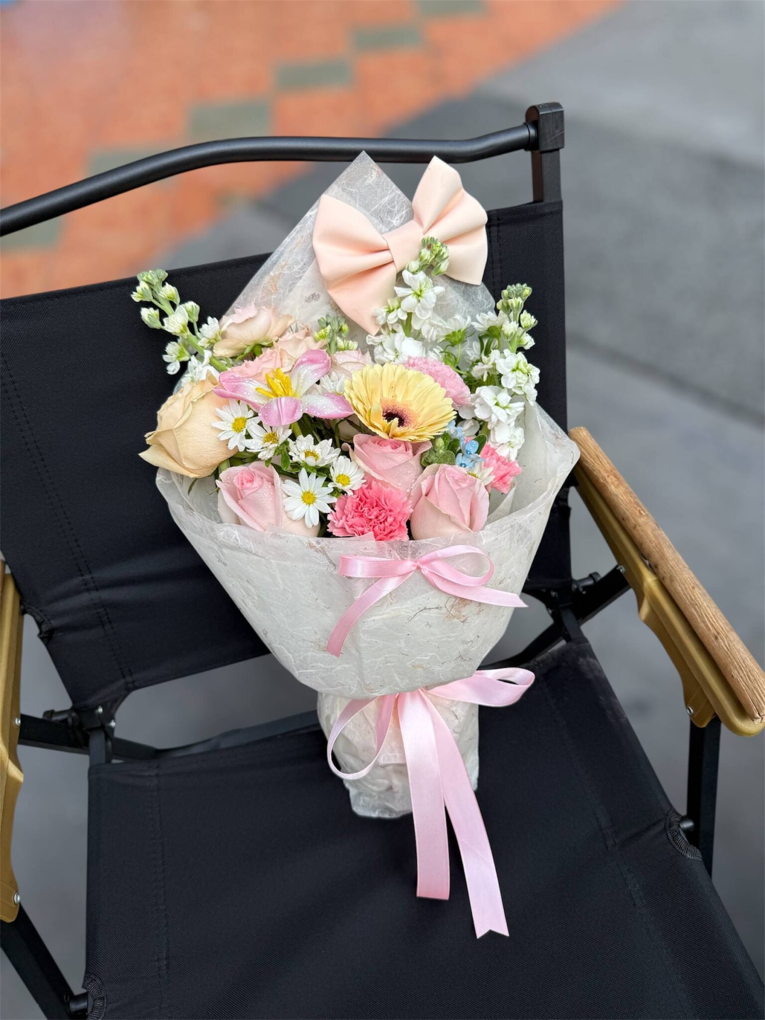 Buttercream Bliss Flower Bouquet - New Flower Market